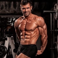 How to Put on 10 lbs of Muscle in the Next Month